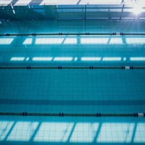 Is A Morning Swim Good For You? (The Pros & Cons) - Chase the Water